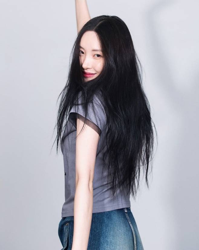 선미 파도보다 더 강렬한 비치웨어룩 휴양지에서 여름 감성 장착 스타와 라이프