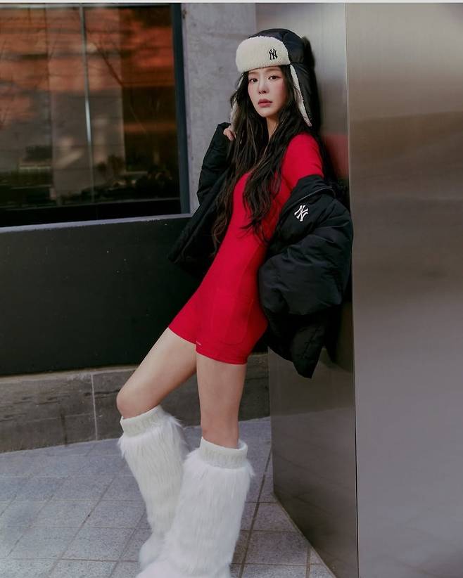 장재인 11kg 감량 예쁘긴 한데 너무 과감 레깅스에 킬힐 초슬림 보디 패딩룩 뷰티는 내운명