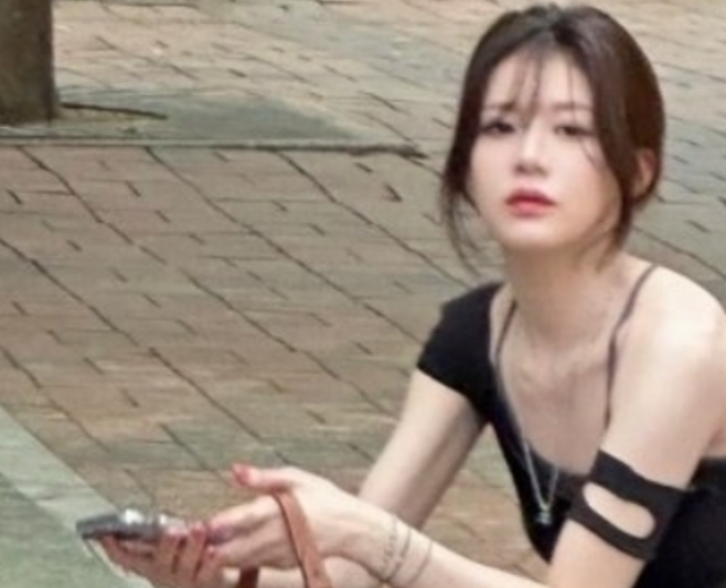 현재 실물 1등 역대급이라고 난리난 여배우실물체감샷너무 예뻐 숨멎헉 어썸클