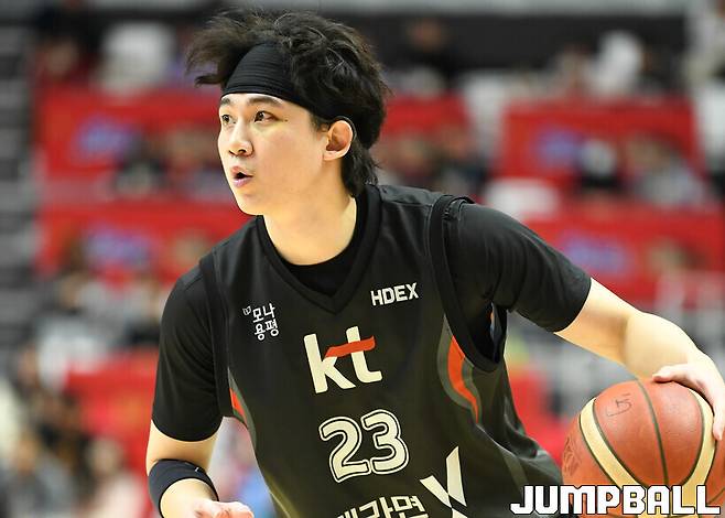 크리스마스 이브에 기록한 연승 더 값지게 다가와” Kt 3연승 이끈 박준영의 미소