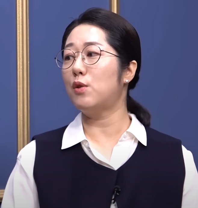 서울대 1등 교수 曰 진짜 똑똑한 부모는 영어 유치원 대신 여길 보내요 꿀벌책방