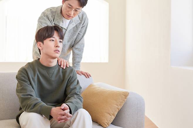다 큰 자식이 이 행동 보이면 우울증 위험 신호