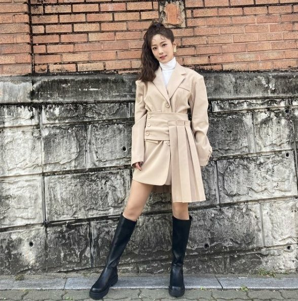 얼마나 예쁘길래남학생들이 생일마다 축하 벽보 붙였다는 얼짱현재 모습 어썸클