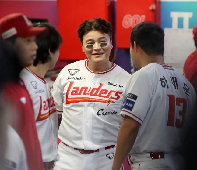 2군 감독도 공석인데 은퇴 추신수 Ssg 프런트 行→육성 맡는다 韓 야구 레전드 남다른 첫 행보