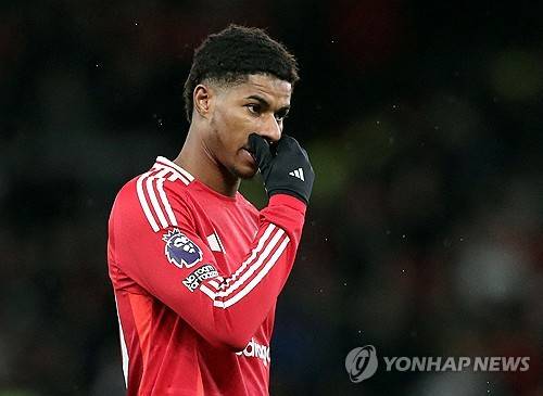 맨유 미토마 불가능이적료가 1100억 200억도 아까워 맨유 어쩌나