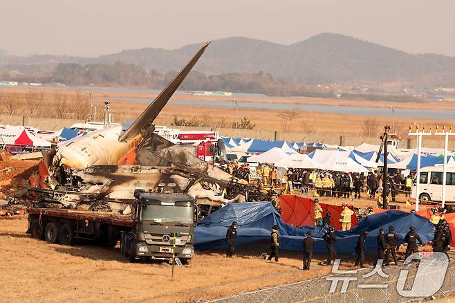 무안공항 사고 3시 기준 117명 사망 확인구조자 2명 병원 이송