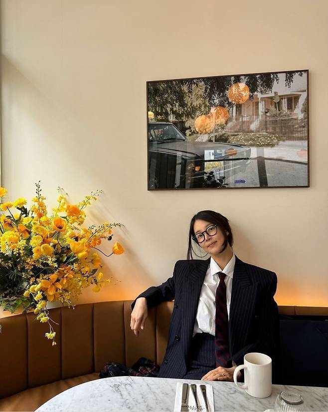 한지혜 1년 넘게 신은 200만원대 부츠로 고급스러운 룩 완성 슈트 셋업에 찰떡 스타와 라이프
