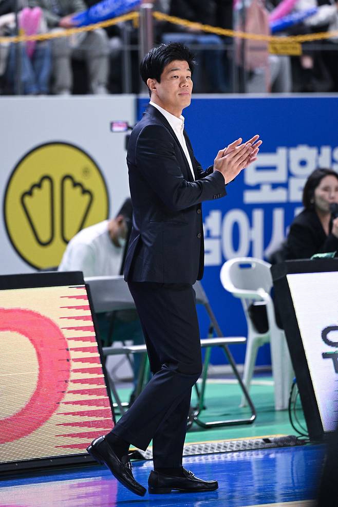 하상윤 감독 김아름 슛뿐만 아니라 파이팅 넘쳐 팀에 플러스 되는 선수