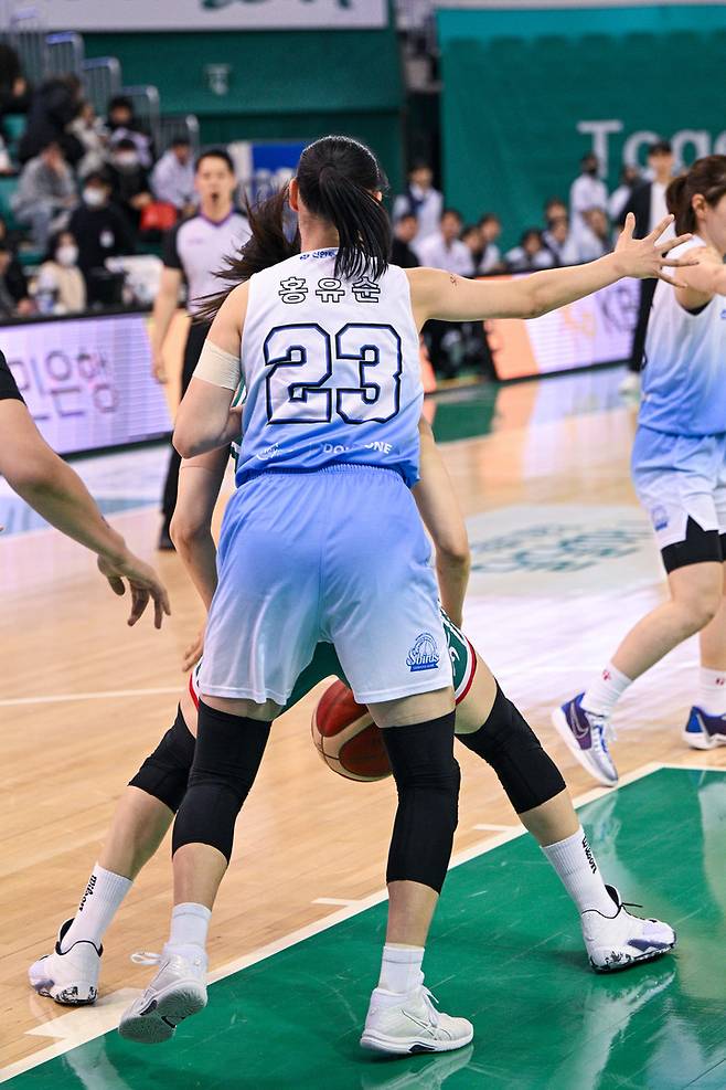 김정은 버저비터 하나은행 4쿼터 짜릿한 역전승공동 5위 등극