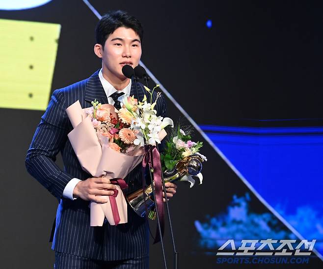 베츠 럭스의 백업 내야수 김혜성 Lad와 3년 1250만달러 계약오타니 환영한다 친구야 격한 환영