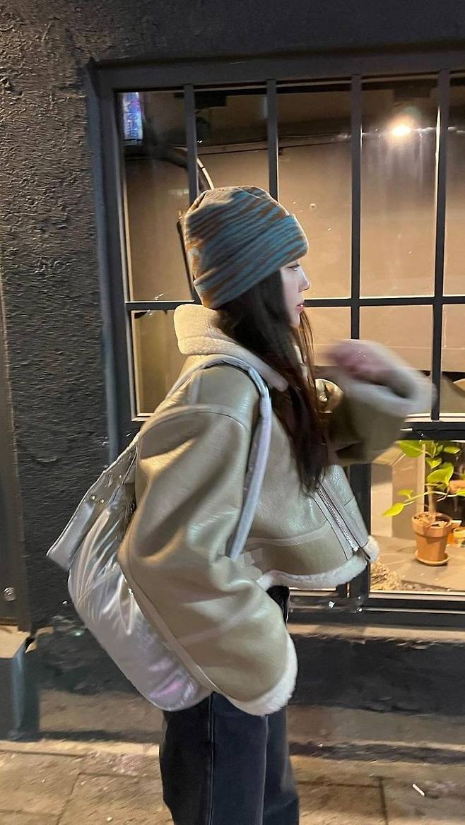 힙하게 입자 겨울철 비니를 활용한 코디 파이베트