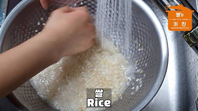 김치찌개는 물대신 이것을 넣고 끓이세요 감칠맛 10배 모두가 놀라는 김치찌개 레시피 깽스키친