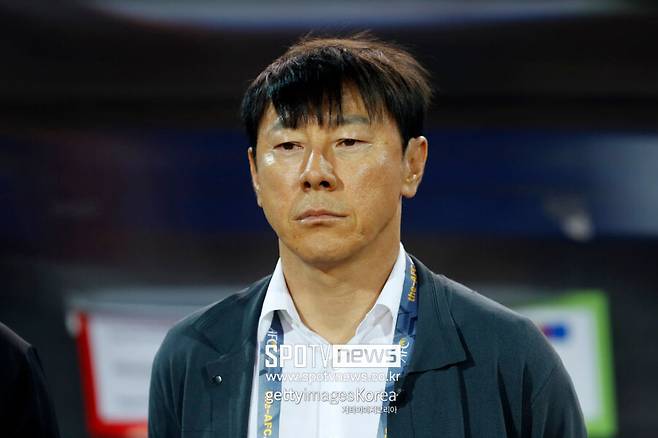 오피셜 대충격 신태용 감독 전격 경질인도네시아축구협회 오랫동안 고민하고 내린 결정”