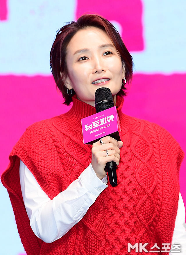 박경림 10년은 젊어보여 5kg 감량 슬림해진 데님 핏 니트 캐주얼룩 뷰티는 내운명
