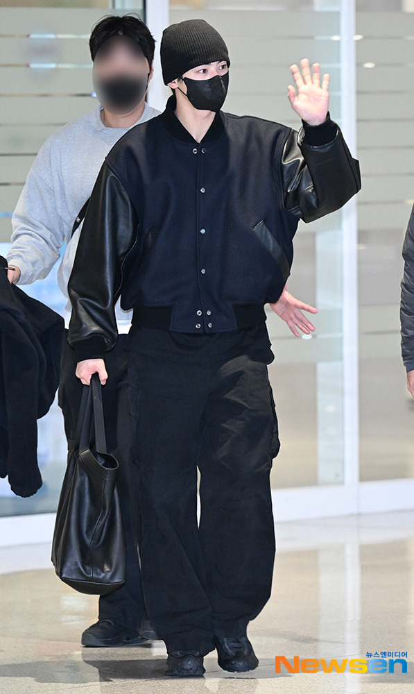 차은우 여심 훔치러 온 도둑 패션‥눈만 보여도 조각 미남