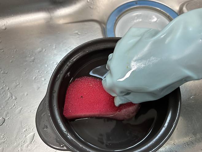 계란찜 먹고 난 뚝배기 제발 불리지 마세요 생활의지혜