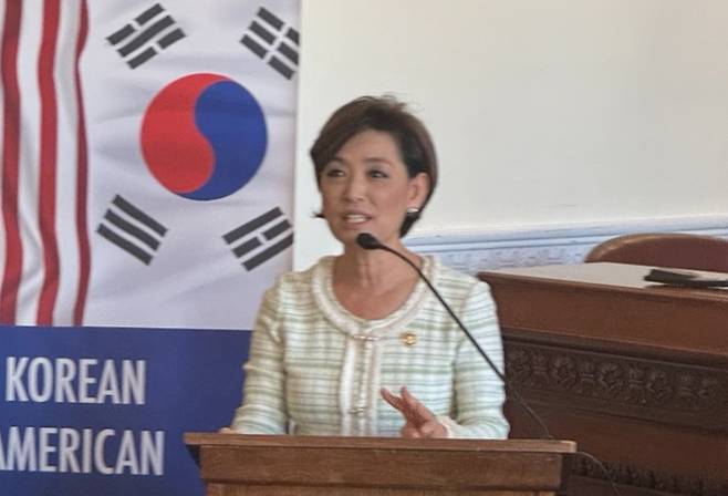 한국계 영 김 美의원 尹탄핵 찬성 세력 비판논란