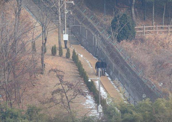 尹 측 탄핵심판 결론 이후로 체포영장 집행 미뤄달라”