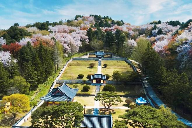 겨울이 만든 전통의 미학 설경이 어우러진 비밀스러운 겨울 여행지 여행을말하다
