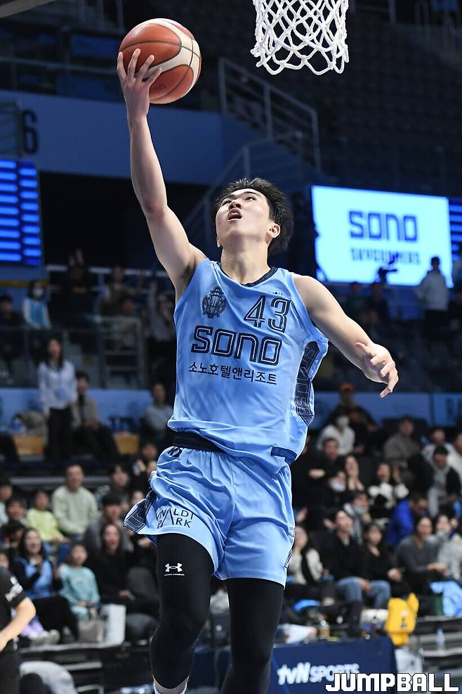 16점 폭발 정성조감격스럽고 운이 좋았다동료와 감독도 폭풍 칭찬