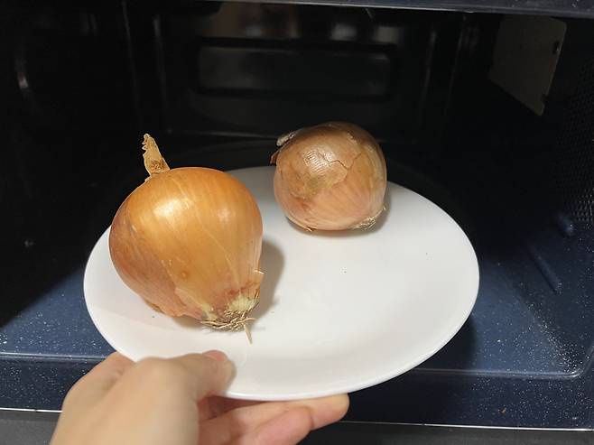 이제부터 양파는 전자레인지에 넣으세요 놀라운 일이 벌어집니다 오늘살림루틴