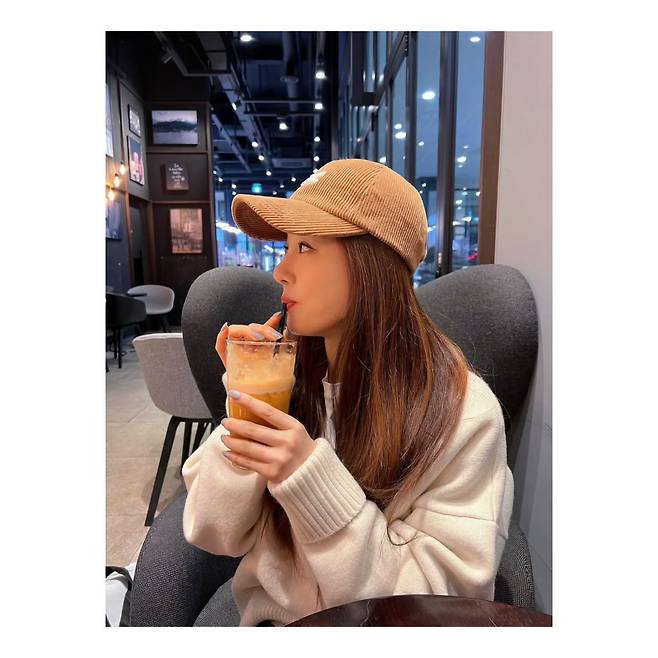 결혼보다 사랑이 먼저 23년 연애중인 51세 여배우 일상룩 라이프업