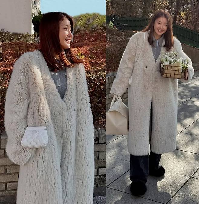 이시영 겨울 끝자락 보기만해도 포근한 복슬복슬 시어링 코트룩 패션엔