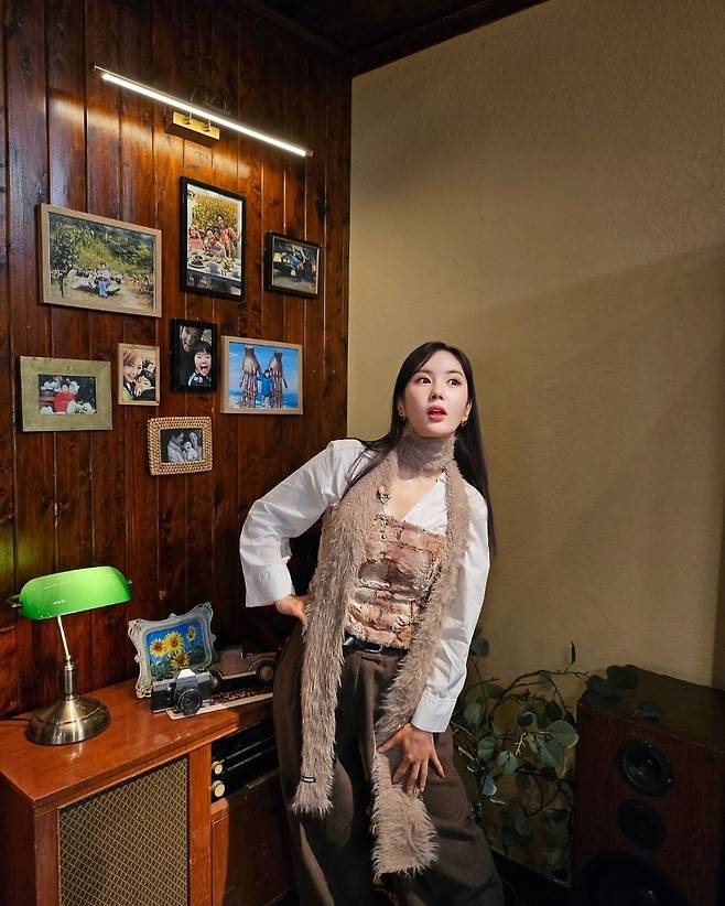 시어머니 반대부터 전단지 알바까지 헌신적 결혼 생활 화제 된 톱스타 데일리룩 라이프업