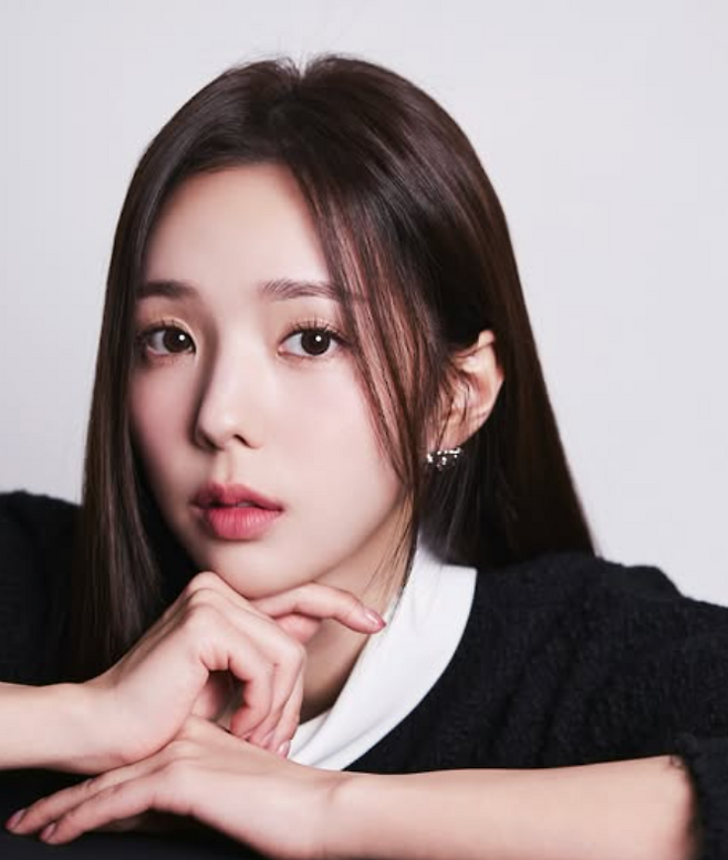 너무 예뻐서 성형의혹 일어나자 어린시절 사진으로 모태미녀 인증 무비이락