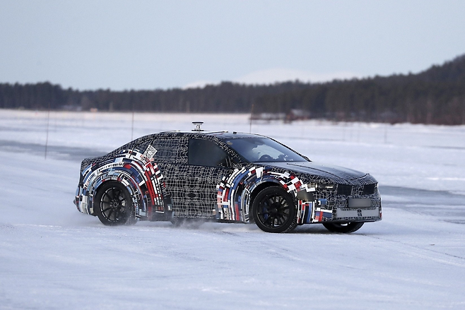 벤츠 차주 오열” Bmw M3 Ev 스파이샷 얼마나 이쁘길래 카텍