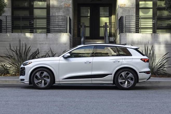 그동안 실망했는데 이번엔 진짜 다르다” 2025년 한국 시장 ‘발칵 뒤집을 Suv 리포테라
