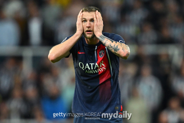 강인아 흥민이형 대신 무리뉴 감독에게 간다psg 수비수 페네르바체 메디컬 테스트 진행