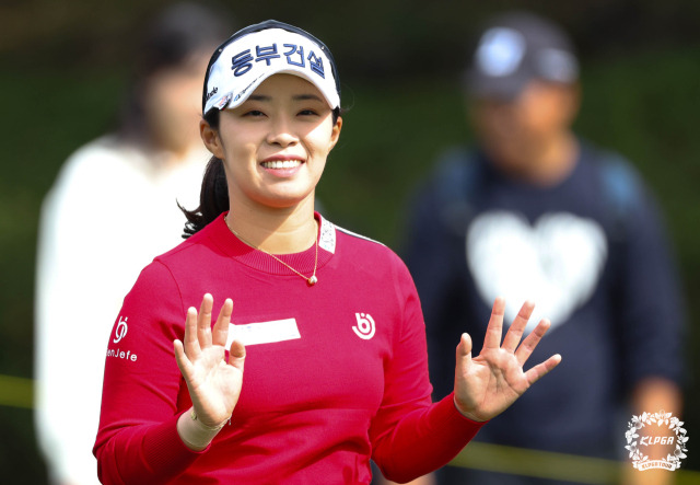 ‘미스 샷에도 ‘미소 샷 날리는···그래서 더 믿음직한 대한민국 女골퍼들 오태식의 골프이야기