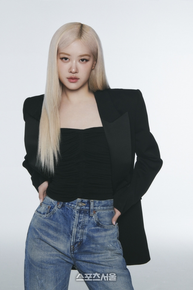 로제 입생로랑 뷰티 브랜드 앰버서더로 발탁