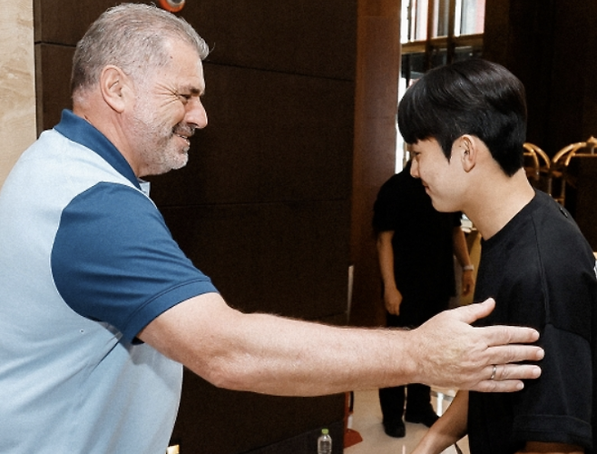양민혁 일찍 부르더니 Pl 수준 아냐 폭언결국 2부 Qpr 임대→클럽이 장기 투자하는 선수 오락가락 토트넘