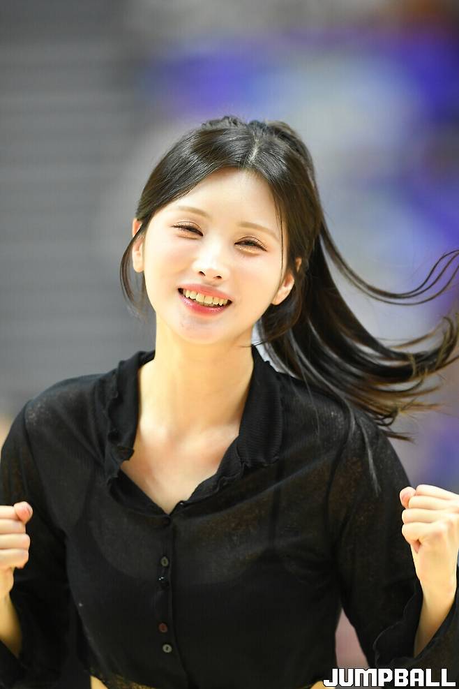 오늘의 농구장여신 수원 Kt 치어리더 승리의 미소