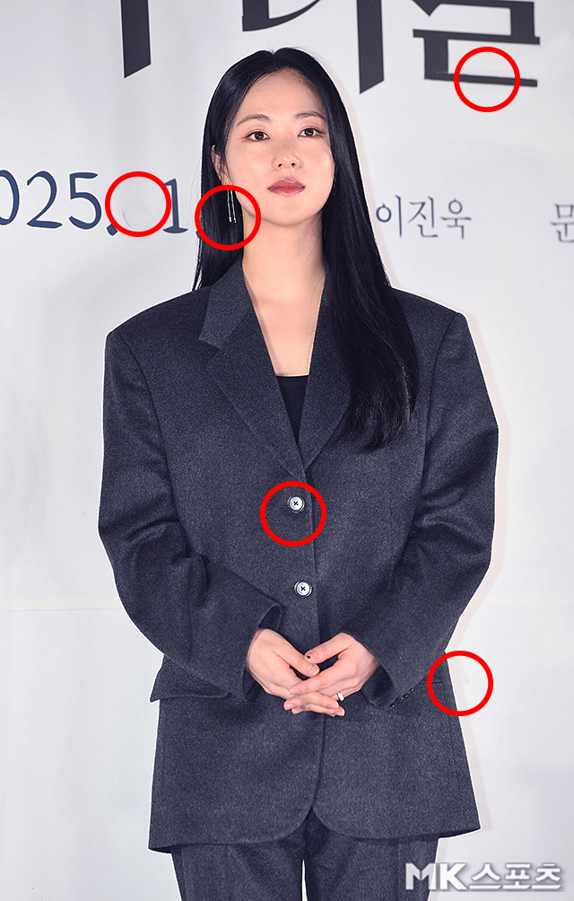 전여빈 ‘무표정 미녀의 카리스마 넘치는 수트 셋업룩 틀린그림찾기