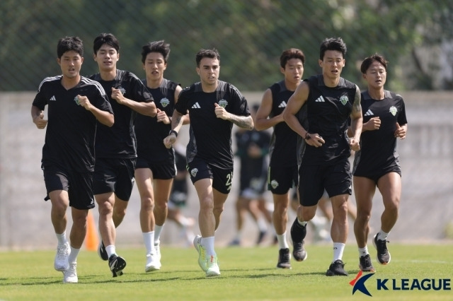 포옛 체제에서 지옥 훈련 돌입한 전북 힘들어도 명가 재건 위해 버틴다 Md방콕