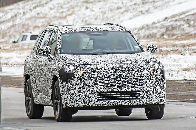 스포티지·투싼 어쩌나” 47만 대 팔린 인기 Suv 풀체인지 포착 토픽트리