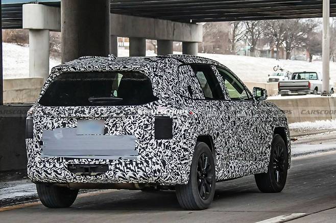 스포티지·투싼 어쩌나” 47만 대 팔린 인기 Suv 풀체인지 포착 토픽트리