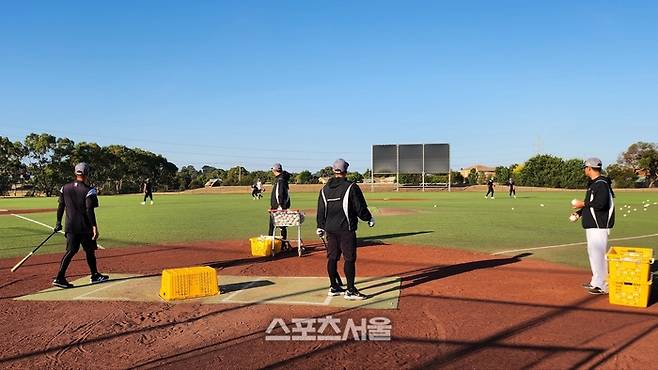야간 훈련 재밌습니다” Kt 내야 ‘별동대 5인방 슬기로운 캠프 생활 Ss질롱in