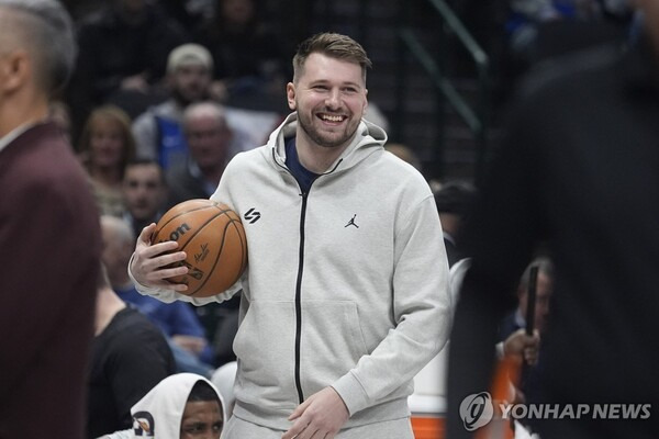 충격에 빠진 Nba 댈러스 돈치치↔레이커스 데이비스 트레이드