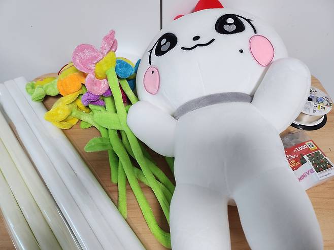 다이소 재료로 만든 졸업식and발표회 인형 꽃다발 Lets Play 코찌아