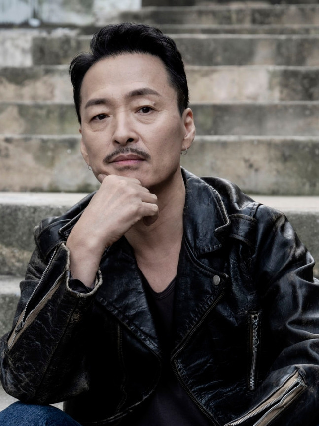 한의사 그만두고 일본으로 건너가 대박 터트린 톱가수 연예는 내운명