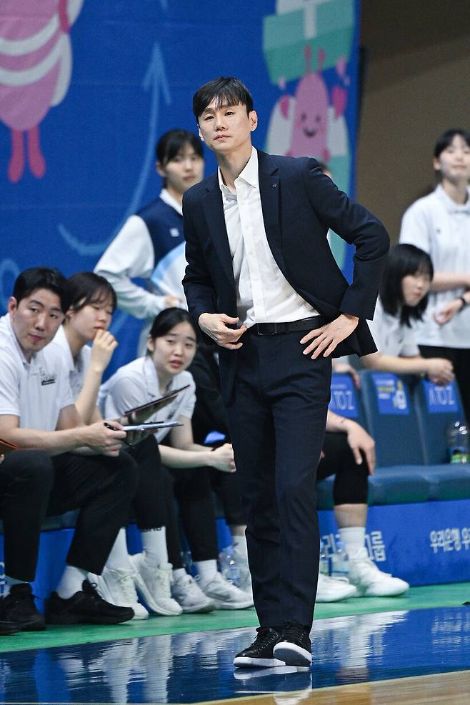 감독님들의 대단함을 느끼는 시즌” 이시준 감독대행의 넋두리