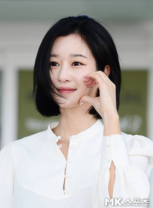 서예지 ‘눈부신 볼하트 Mk포토