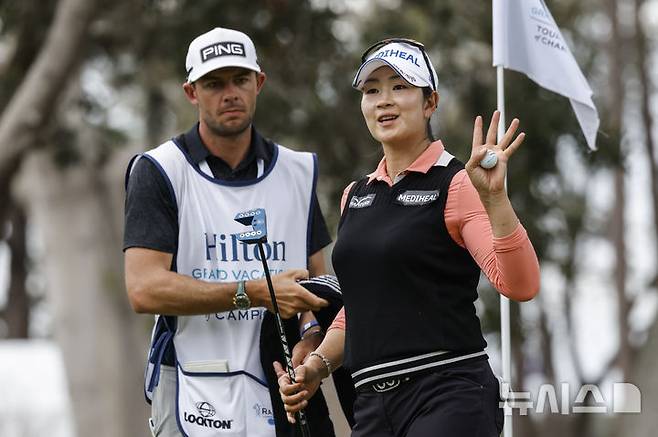 장타에 정확해진 퍼트까지lpga 투어 3승 찍은 김아림