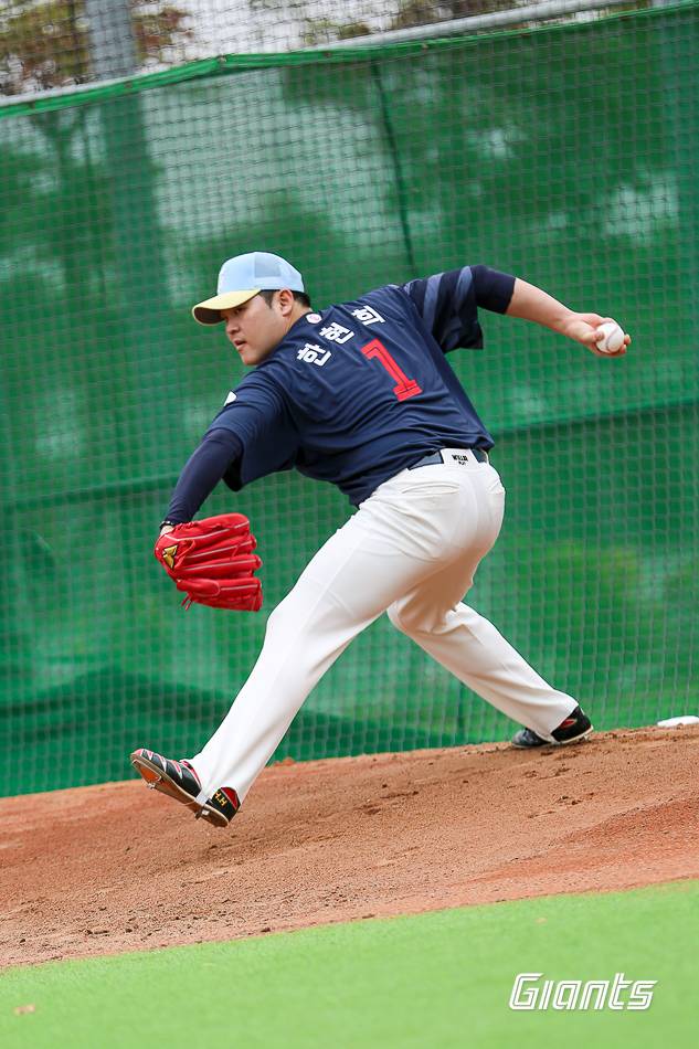 Fa 3인방 중 가장 많은 경기 뛰었던 롯데 한현희 새 시즌 활용도는 어떻게 될까동기부여는 충분하다