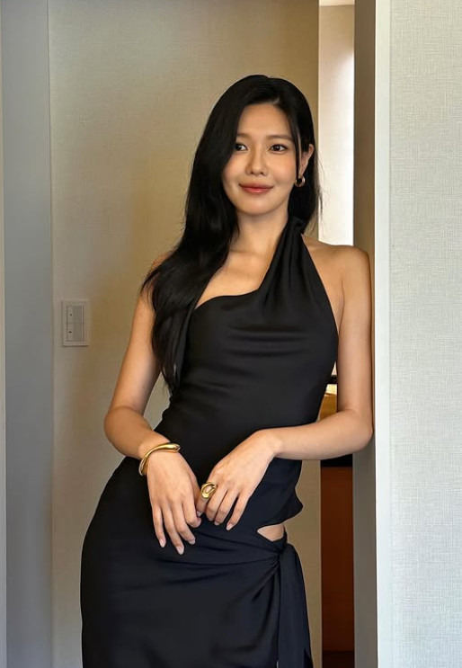 같은 회사 인연 최근 공식 만남 알린 두 남녀 맥스무비