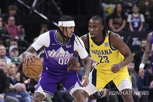 Nba ‘빛바랜 커리·포지엠스키 활약 슈로더·위긴스·앤더슨 빠진 Gsw 유타에 뼈아픈 역전패